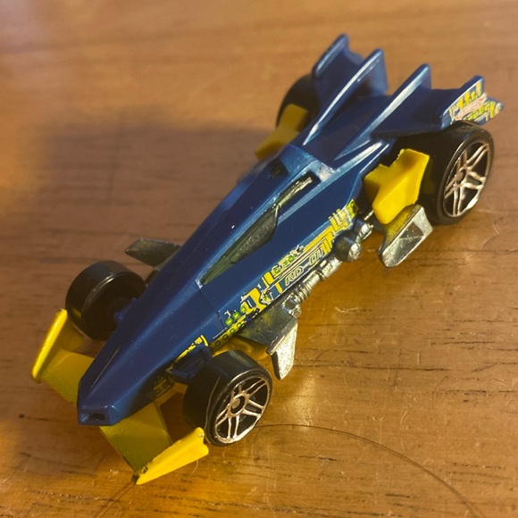 Mattel | Toys | Hot Wheels Acceleracers Rd Blueyellow C08 Nice Car 164 ...